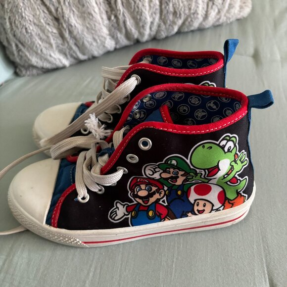 Nintendo | Shoes | Super Mario Brothers Mario Luigi Kids Shoe Nintendo ...